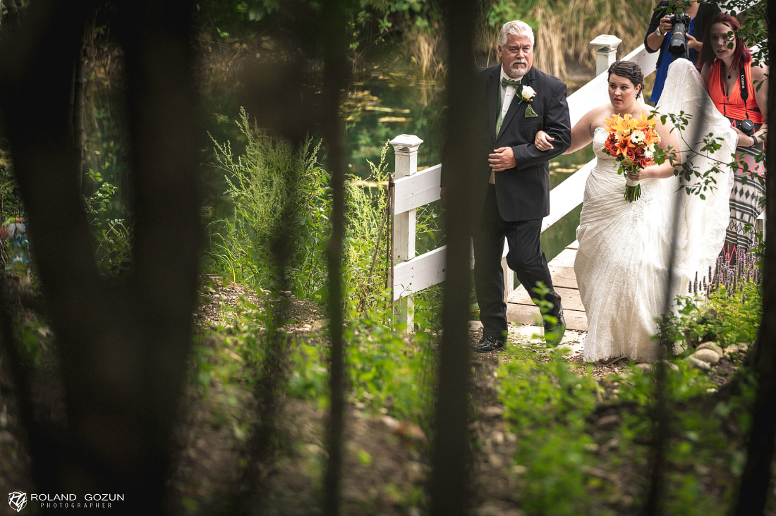 Stein Farm Wedding - Roland Gozun Photography