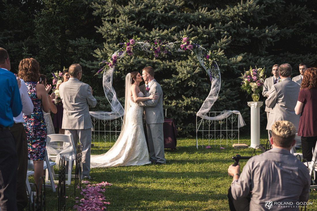 Backyard Wedding at Hartland, Wisconsin – Roland Gozun Photography